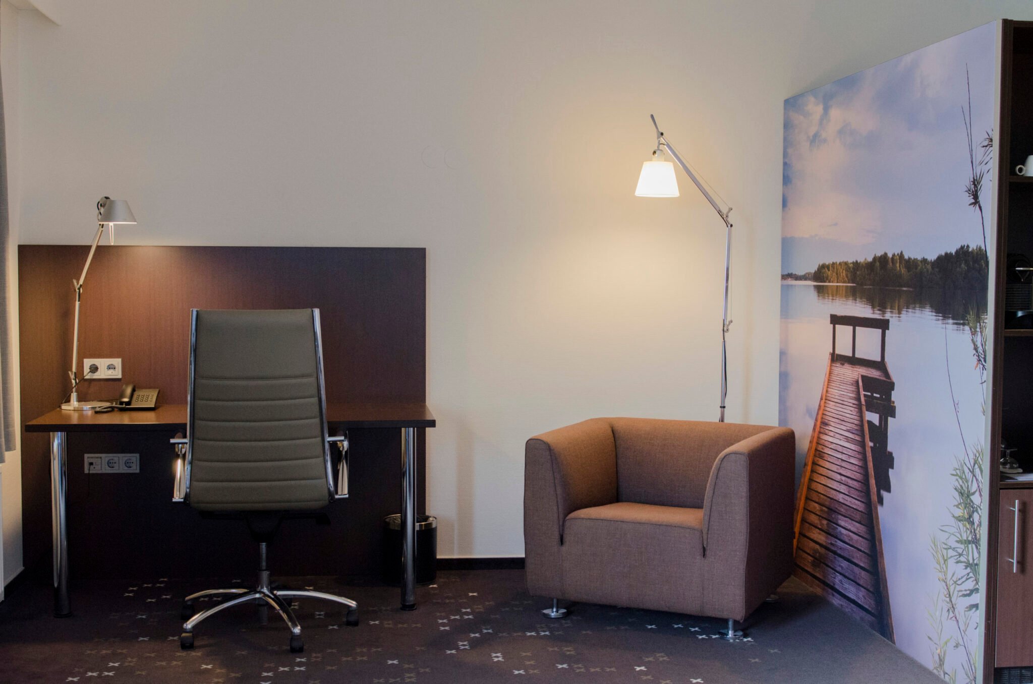 Flonk Hotel Groningen Zuid - Jouw verblijf met een gouden randje